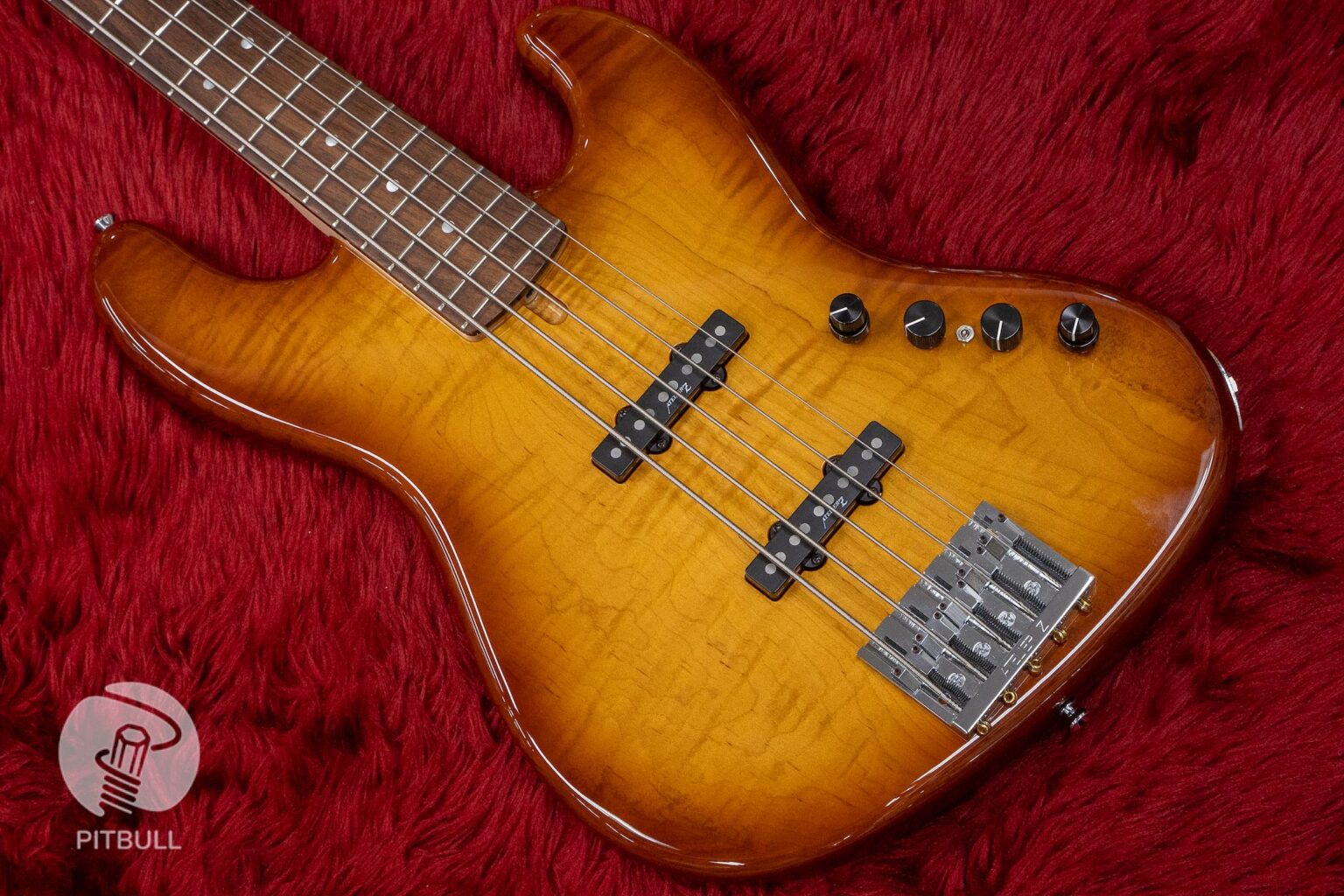 Geek IN Box ｜横浜店